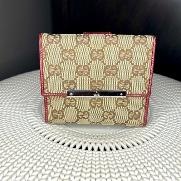 Gucci | Bags | Euc Gucci Gg Folio Red Leather Trim Brown Canvas Wallet ...